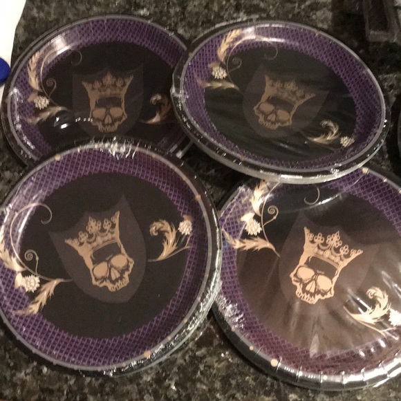 Other | Four Packages Of Halloween Skull King Crown Plates | Poshmark